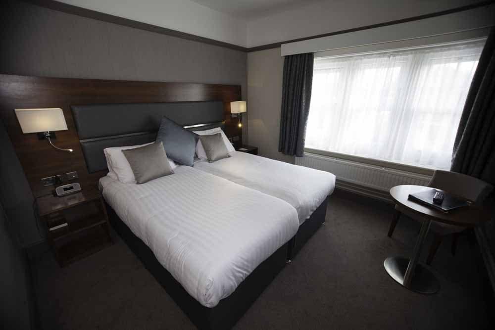 Rooms Gallery – Chilworth Manor Hotel