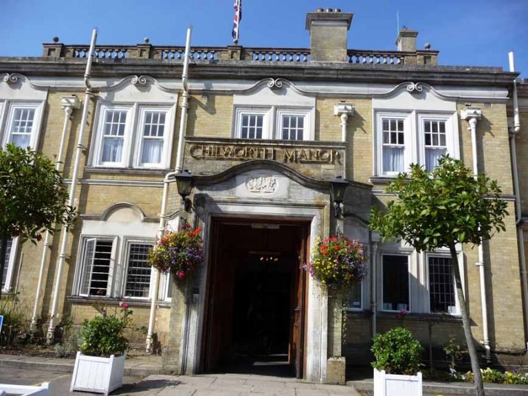 Get in touch & Directions – Chilworth Manor Hotel