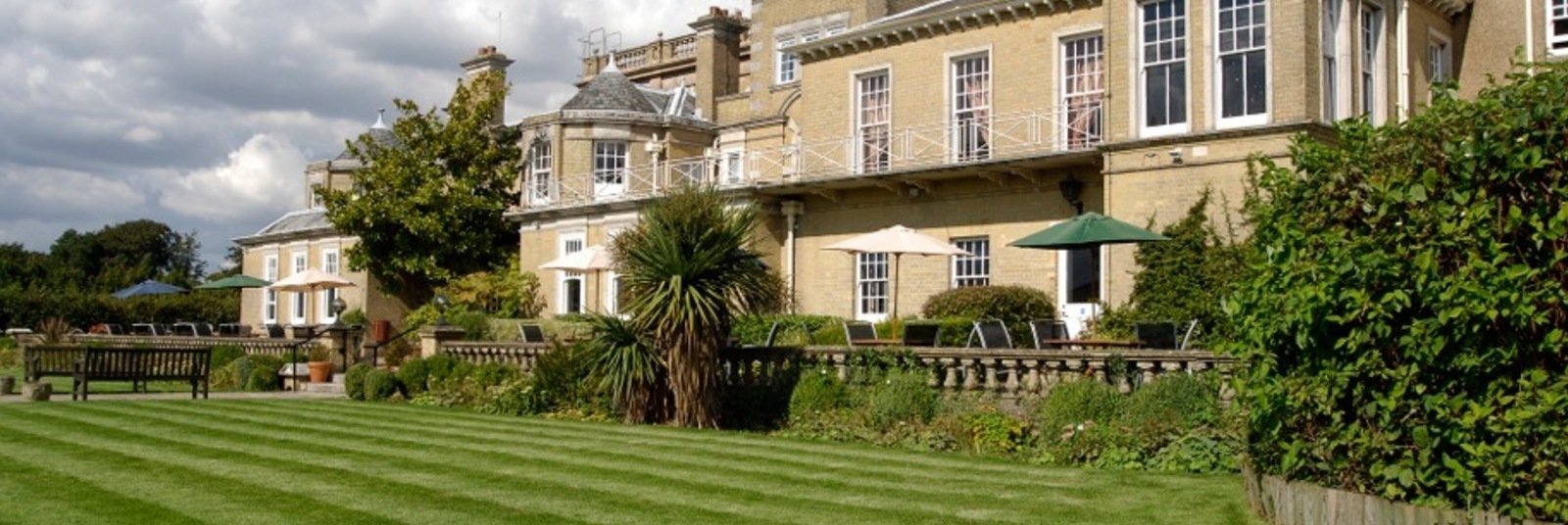 homepage_large_chilworth_manor_garden – Chilworth Manor Hotel