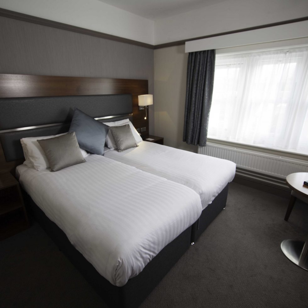 Deluxe and Superior rooms – Chilworth Manor Hotel